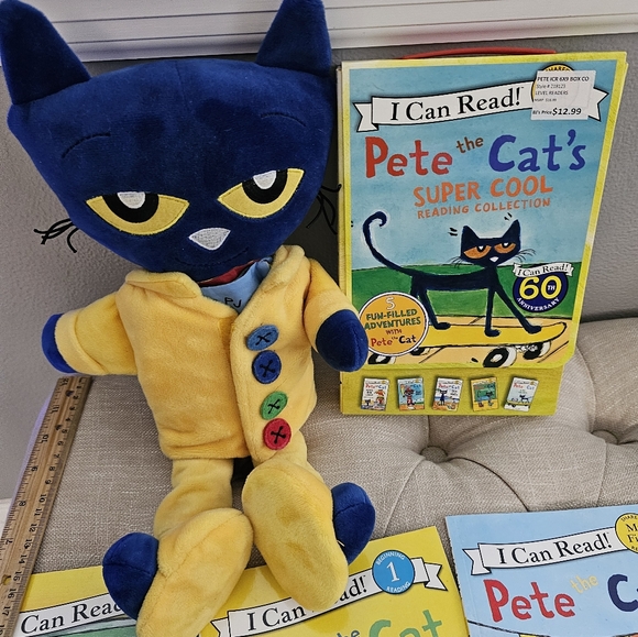 Harper | Other | Pete The Cat Plush And 8 Books Bundle | Poshmark